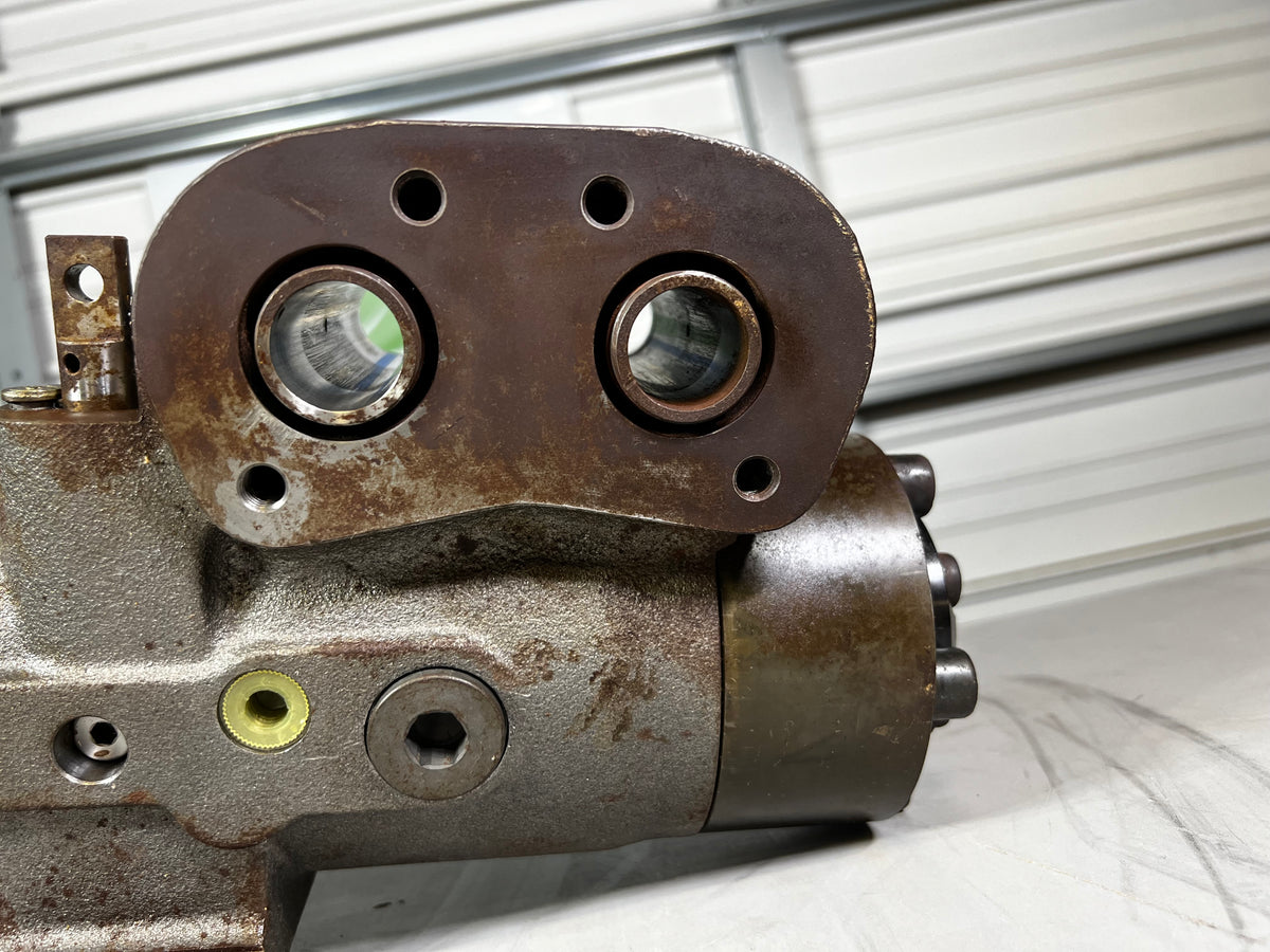 Bosch B416 710 111 PF1WX 230V-C Fuel Pump for MaK 8M25, Reconditioned ...