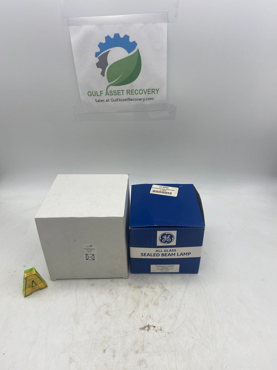 Pacific (x6) 300PAR/MFL GE (x1) 300PAR56/WFL 300W Bulbs *Lot of (7) Bu ...