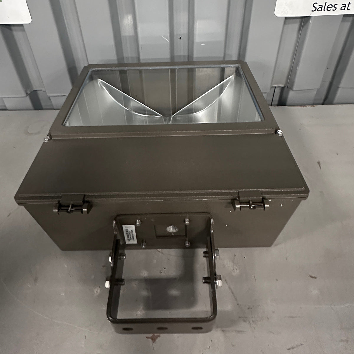 Appleton GAM771PMTI2 Areamaster 400W Floodlight, Yolk Mount, 120-277V ...