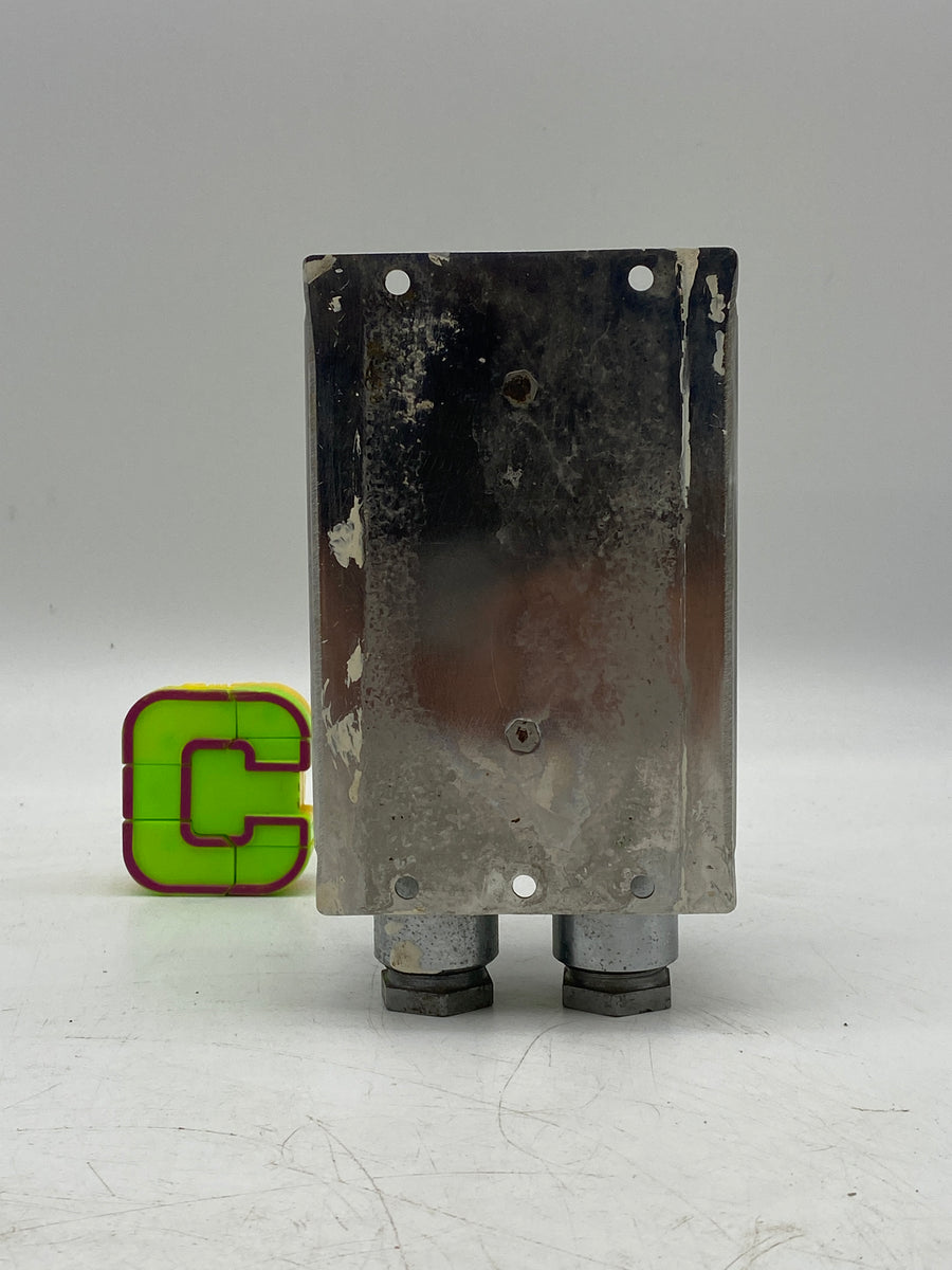 Sperry Marine 4884 Terminal Box (Used) – Gulf Asset Recovery